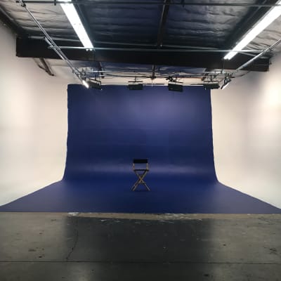 Pre-lit Blue Screen Studio, Burbank, CA | Production | Peerspace