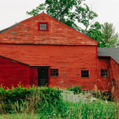1785 Historic Farmhouse With Rustic Red Barn in Rural New England ...