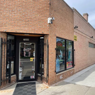 Record at the corner store, Chicago, IL | Production | Peerspace