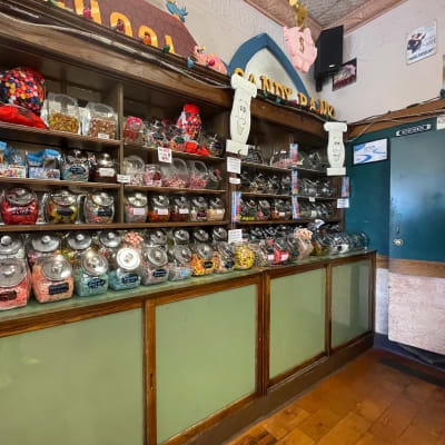 Original Historic 50s Soda Fountain & Candy Shop, South Pasadena, CA ...