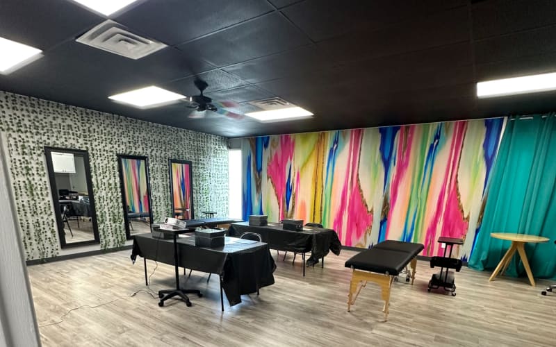 Modern Meeting and Networking Space for intimate gatherings, Fishers ...