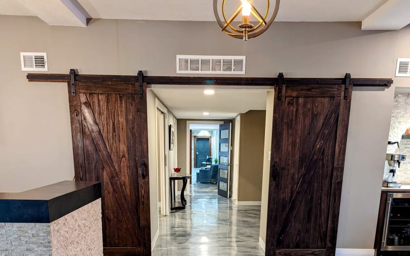 Riverview Event Space offers Contemporary Space Located on the Missouri ...