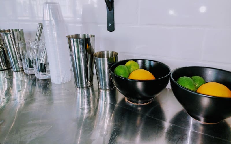 Spacious Full Bar / Restaurant & Lounge with Indoor & Outdoor Seating ...