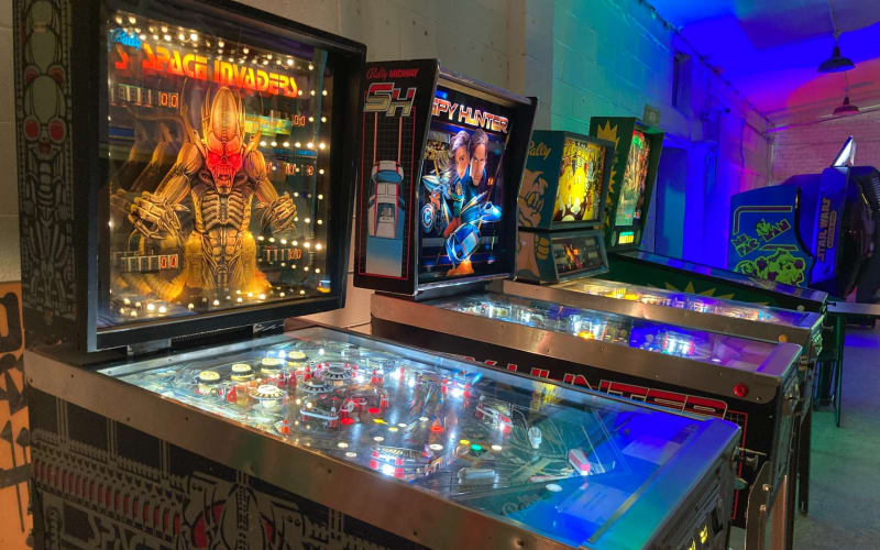 80s style classic video arcade and retro game lounge, St Paul, MN ...