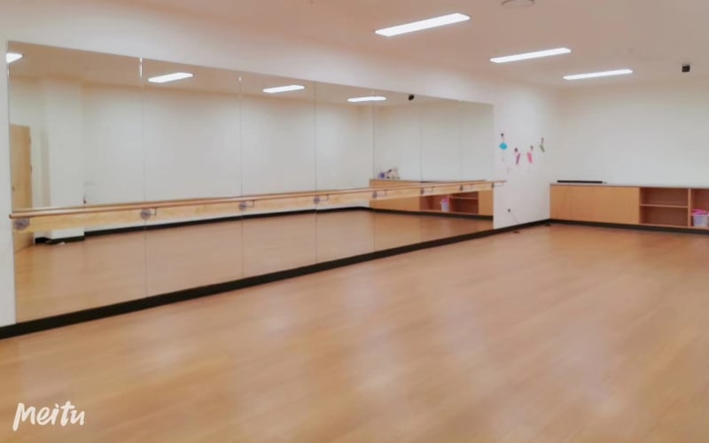 Convenient Dance/ Activity/ Birthday space inside the shopping centre ...
