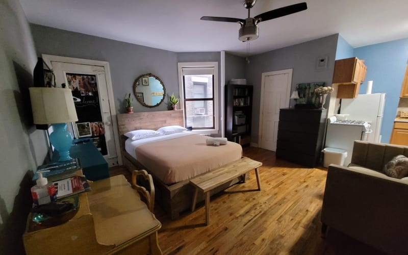 Charming Rustic Chic Studio Apartment, New York, NY | Production ...