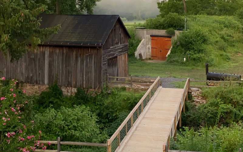 Regenerative organic farm with sweeping mountain views and private ...