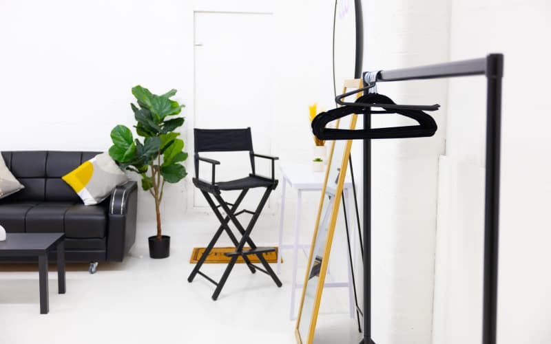 Poetic Sparkles Studio, Nottingham | Production | Peerspace