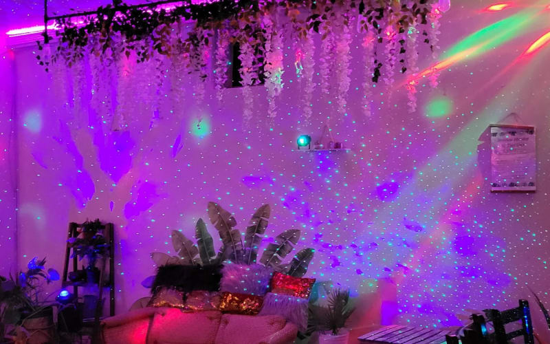 Downtown Tropical Themed Party Space, Toronto | Event | Peerspace