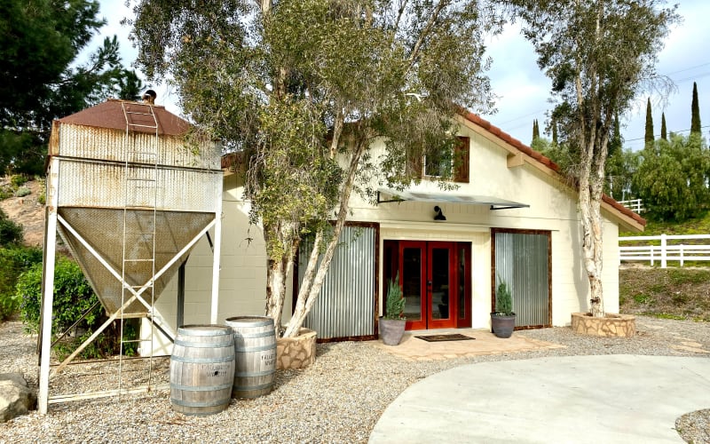 Converted Horse Barndominium in the Countryside/unique Space for Film ...