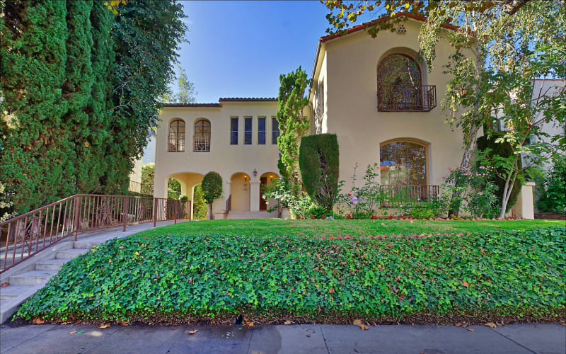 Posh European Style Hancock Park, Los Angeles, CA | Production | Peerspace