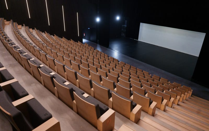Auditorium de 250 places au cœur d'un pôle d'innovation culturelle ...