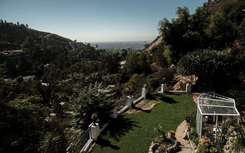 Super unique Hollywood Hills compound with a great view., Los Angeles ...