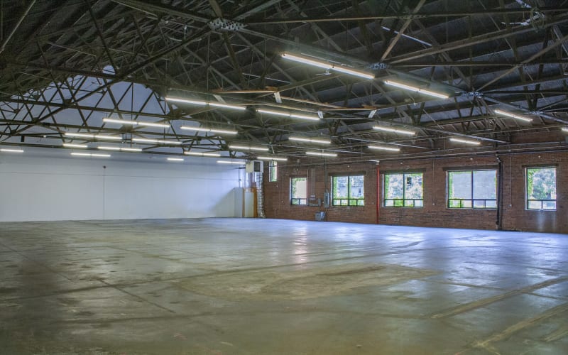 Downtown Chic Warehouse, Toronto, on | Production | Peerspace