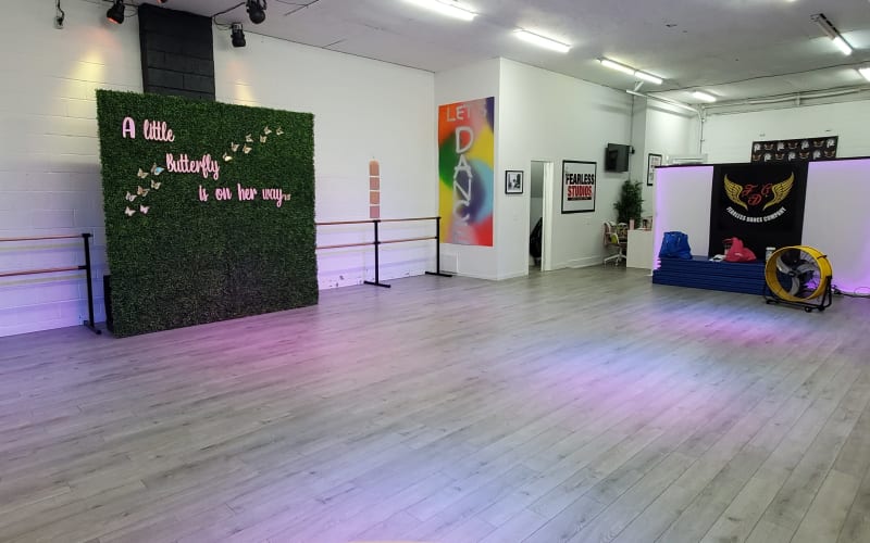 Open Dance Floor, Boxing Gym & Meeting Space, Etobicoke | Event | Peerspace