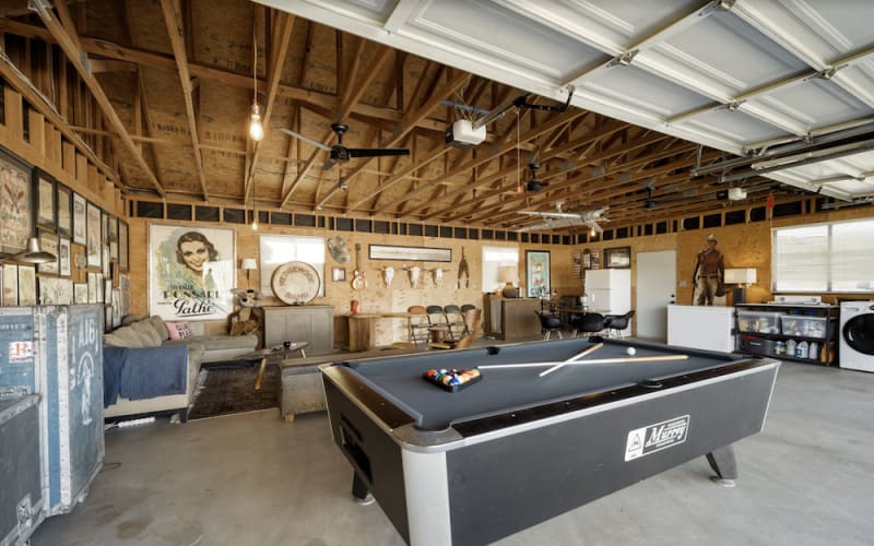 Ranch-Style Homestead in Pioneertown, Pioneertown, CA | Production ...