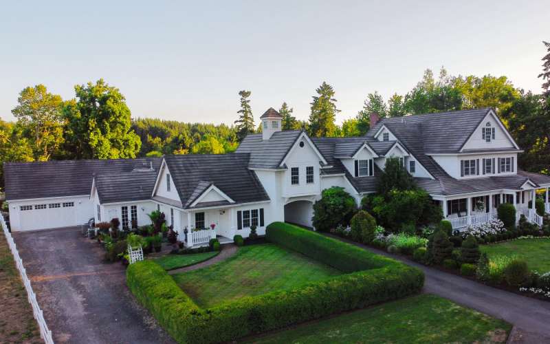 Beautifully landscaped Stafford area 6+ acre estate with basketball ...