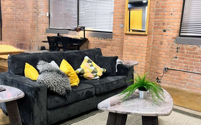 Historical Firehouse Downton Industrial Loft, DETROIT, MI | Production ...