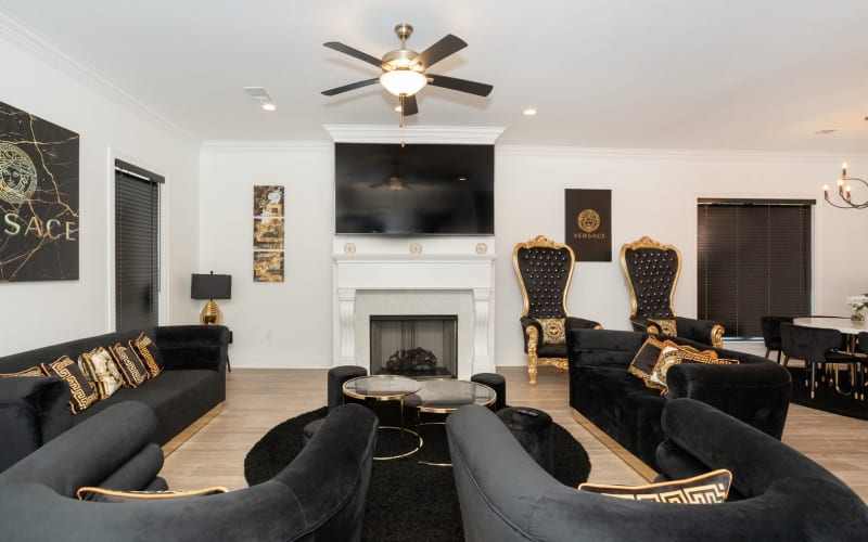 Gold Luxury Designer Palace, Baton Rouge, LA | Event | Peerspace