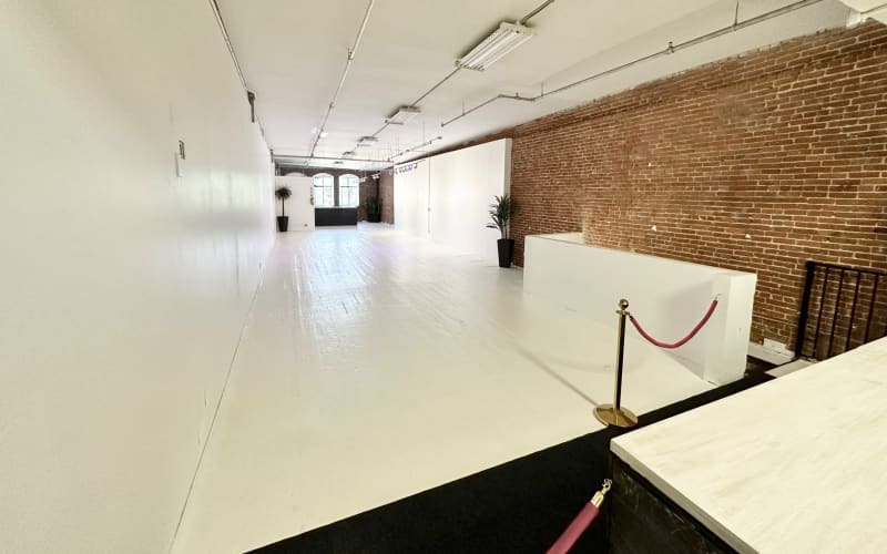 101-17 Studios: Gallery/Venue, Los Angeles, CA | Event | Peerspace
