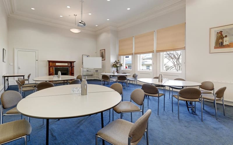 Well Lit Function Room In Melbourne Melbourne Event Peerspace