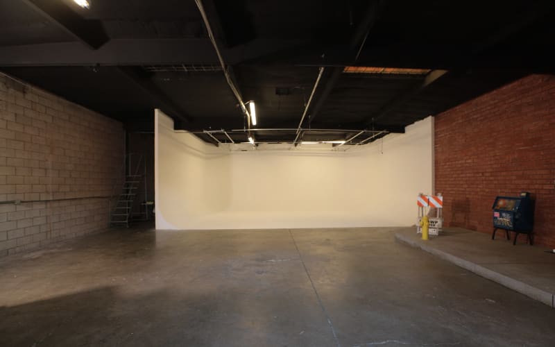Best DTLA Warehouse PERIOD(Cyc Wall, Parking Lot, TV WALL, Indoor ...