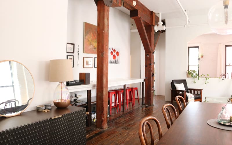 Stylish Loft w/ Exposed Columns & Beam, Brooklyn, NY | Production ...