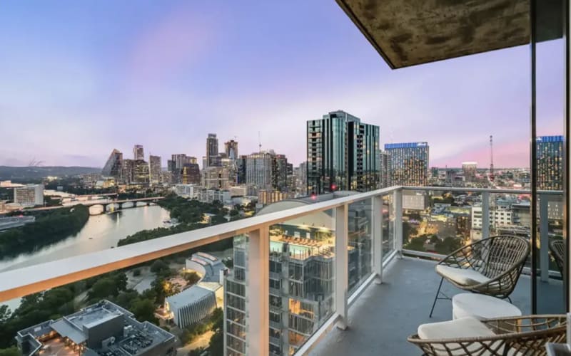 Rooftop pool, sky lounge, downtown lake views penthouse, austin, TX ...