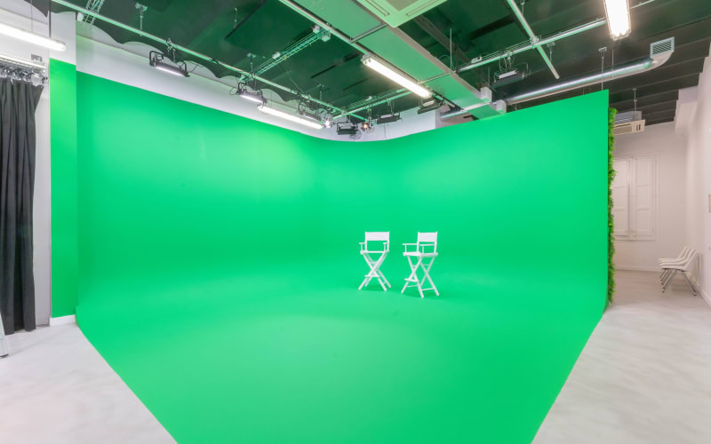 Estudio Totalmente Equipado con Chroma Verde para Rodajes, Barcelona ...