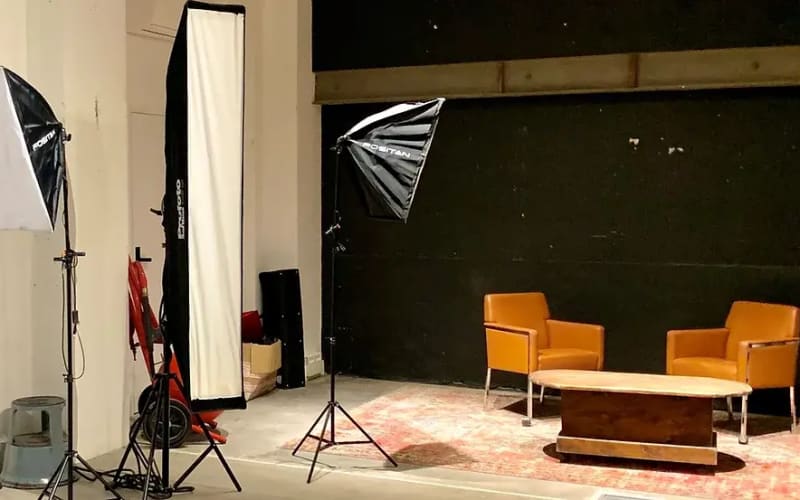 Grand studio photo professionnel au coeur du 10ème, Paris | Production ...