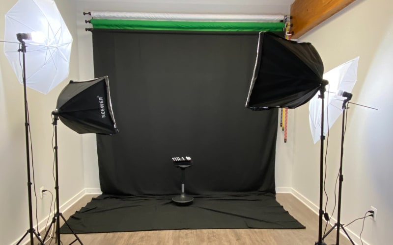 24/7 Luxury Photo | Video | Content Studio with Natural Light and Free ...