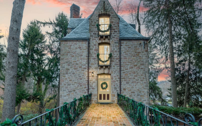 Fairytale castle near Philly, Jenkintown, PA | Event | Peerspace