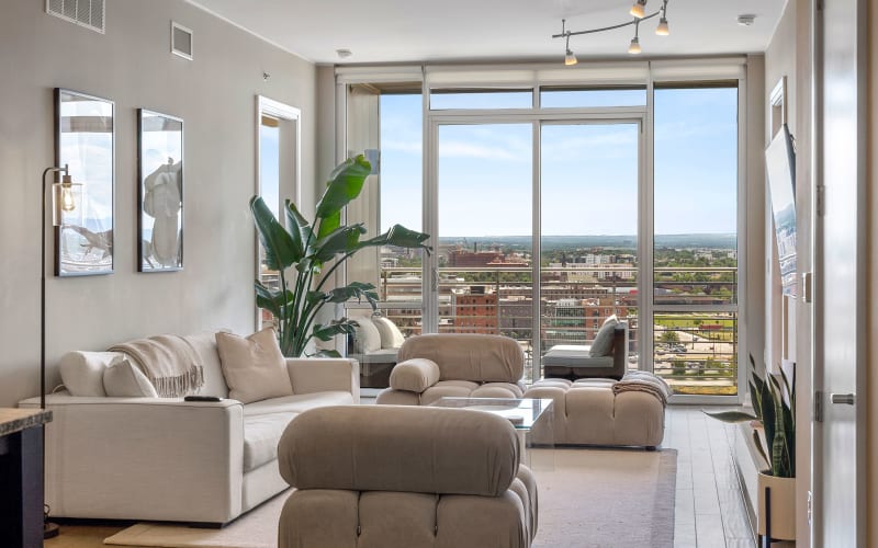 Downtown Luxury Apartment with Skyline View, denver, CO | Production ...