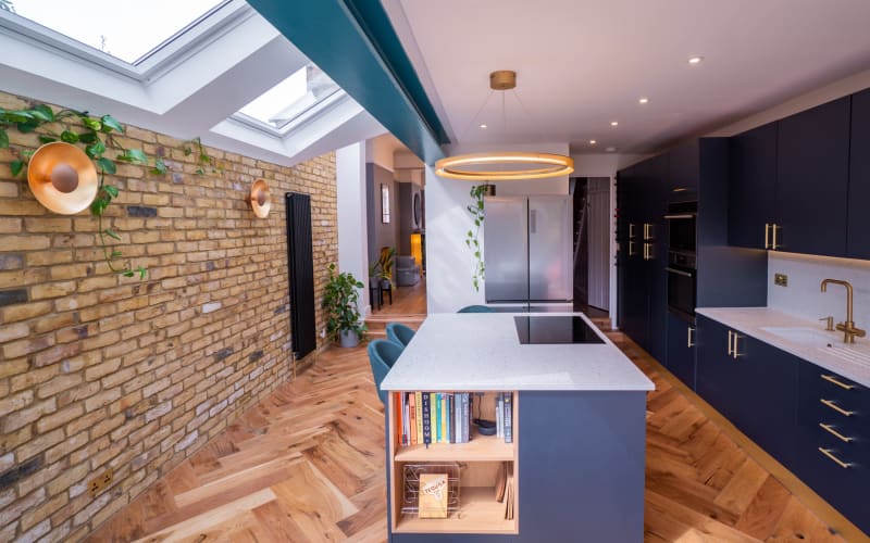 Hackney Terrace House - Newly renovated, large open-plan kitchen ...