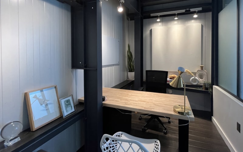 Modern 1 Person Private Office Minutes From Downtown Nashville ...