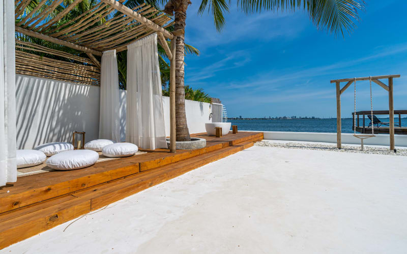 Bali/Tulum Style Backyard! Biscayne Bay Waterfront- Perfect for ...