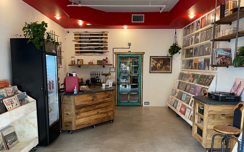 Endless Noise Coffee + Vinyl | Santa Monica Recording Studio with Vinyl ...