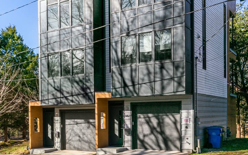 GA On My Mind | Luxe, Modern Furnished Rental Townhome on Greenspace in ...