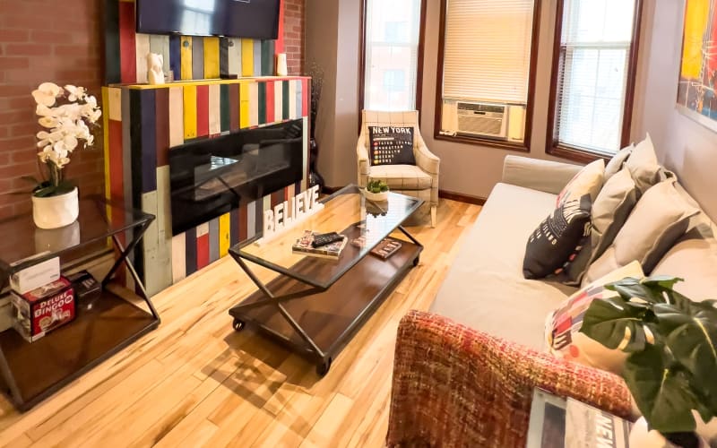 Modern, big and comfy space in the heart of Bronx (2nd Floor), Bronx ...