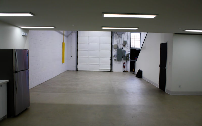 Render Media | A modular neutral studio space, Toronto | Production ...