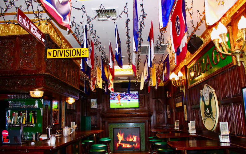 Classic Chicago Pub with Unique Indoor Theme, Chicago, IL | Event ...