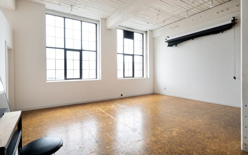 Prince Davis Photography | Minimal Contemporary Loft Geared for Content ...