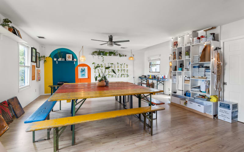 Cherrywood Treehouse Art Studio, Austin, TX | Off-Site | Peerspace