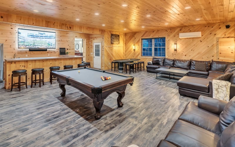 GreenStone Getaway 5,000SF Hot Tub Game Room, Hawley, PA | Production ...