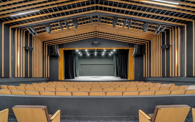 STATE OF THE ART CAMPUS FOR PRODUCTION AUDITORIUM, Los Angeles, CA ...
