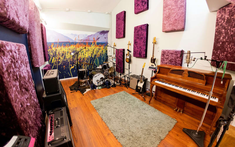 Wild Horizon Sound | West Hollywood Recording Studio with Creative ...