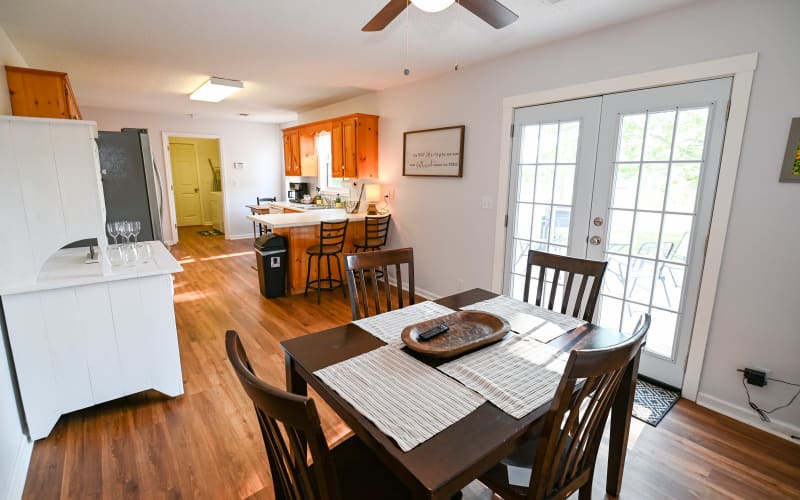 Cozy 3BR Home | Ample Kitchen | In Oakhurst Farm, West Point, GA ...