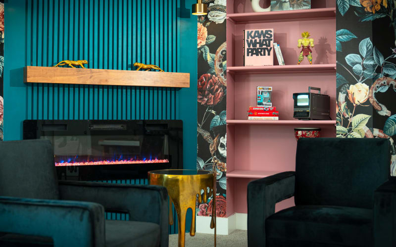 Eclectic Nashville Podcast & Interview Studio, Murfreesboro, TN | Production | Peerspace