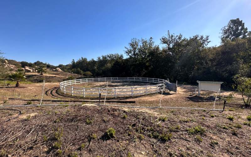 20 acre Ranch/ Farm w/ trails, creeks, mountains, animals, Temecula, CA ...