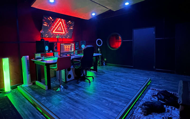 Vibey Recording Studio Downtown LA, los angeles, CA | Production ...